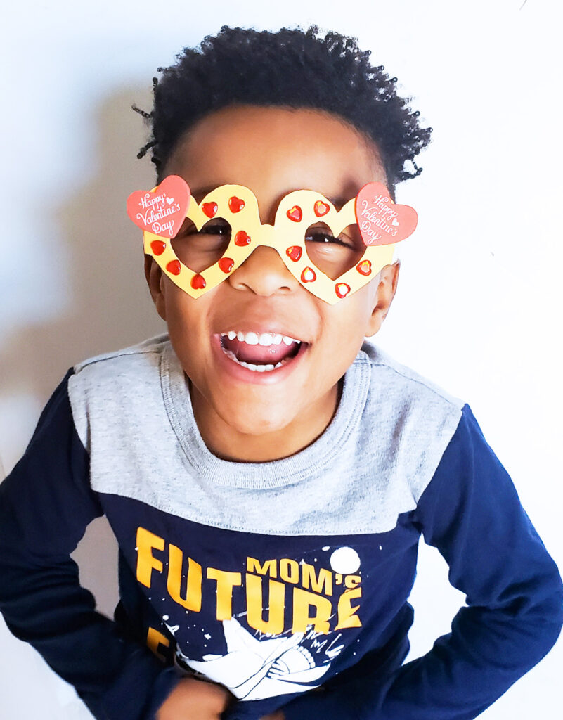 Cute Valentine’s Day Heart Glasses - Little Eats & Things